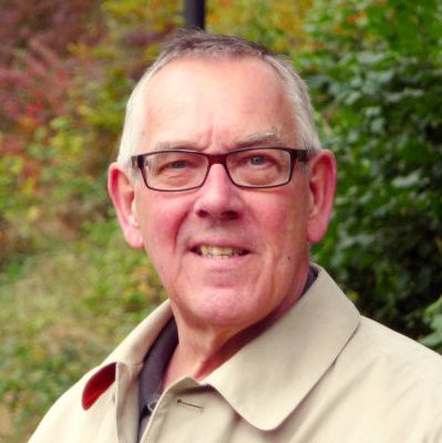 Prof. em mr Antoni Brack, auteur op Industrievandaag